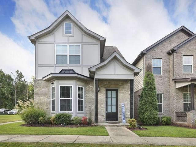 200 Cedar Place Row, Nashville, TN 37221