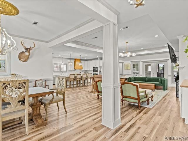 200 Central Park Circle