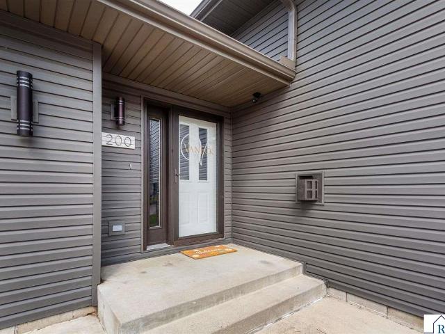 200 Chestnut Avenue