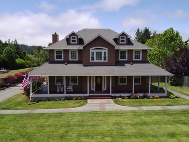 200 Cummins Ln, McKinleyville, CA 95519