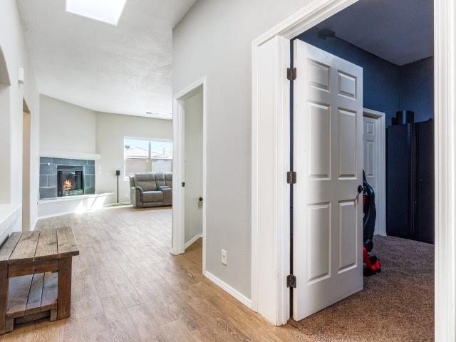 200 Aldaba Circle NE