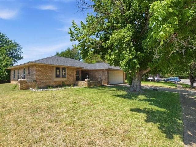 200 Almond Lane