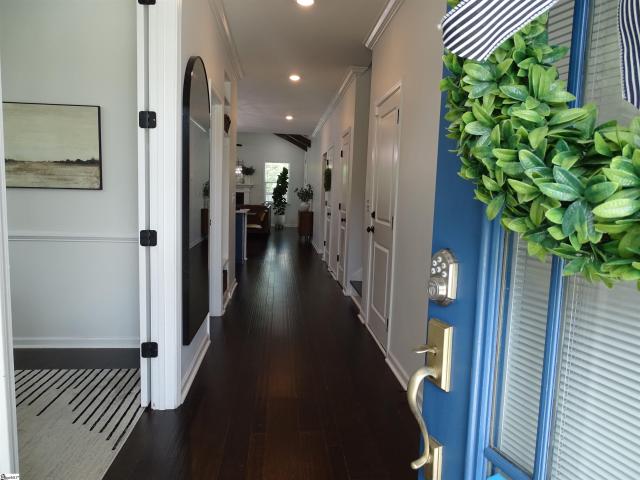 200 Armitage Way