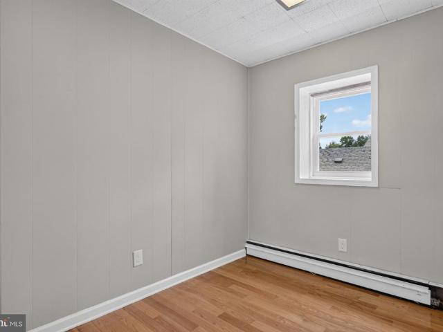 200 B Moore Street # B 2ND FLOOR