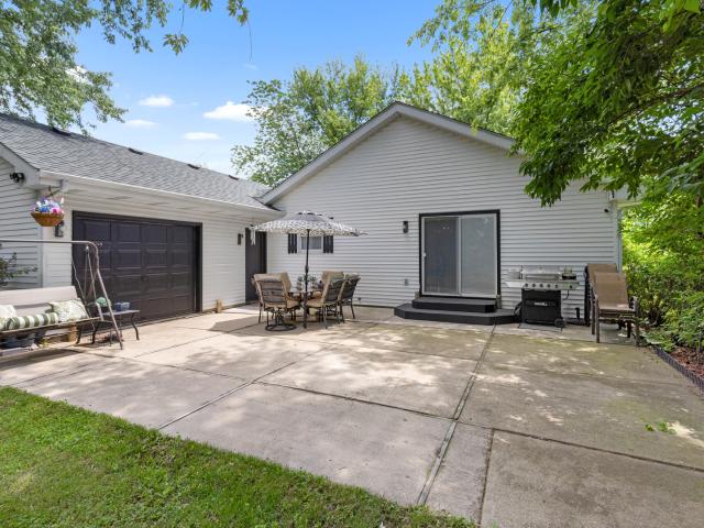 200 Bounty Drive NE