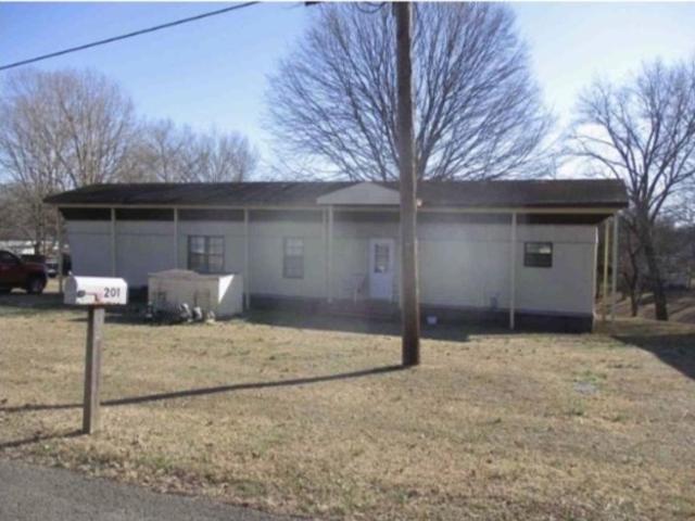 200 Barren Dr, Scottsville, KY 42164