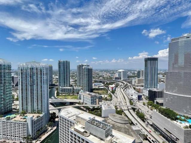 200 Biscayne Blvd Way #4111, Miami, FL 33131