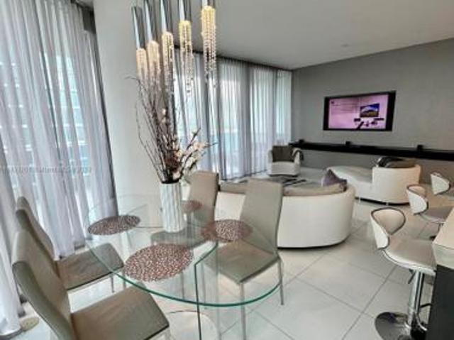 200 Biscayne Blvd Way Turnkey #4401, Miami, FL 33131
