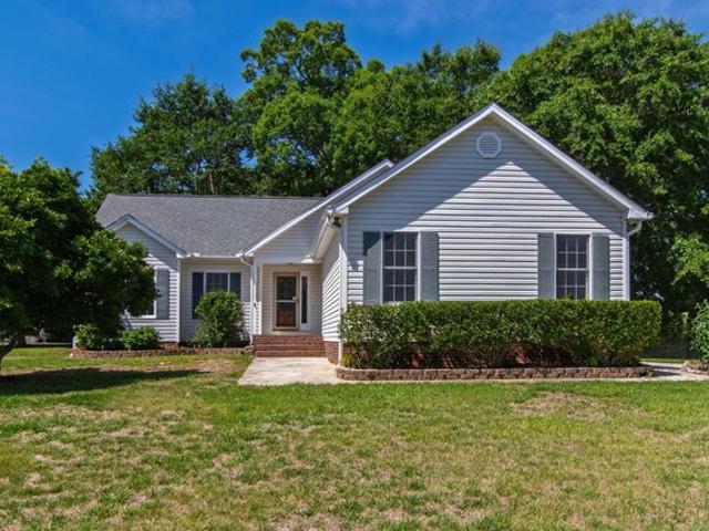 200 Bradford Ridge Dr, Youngsville, NC 27596