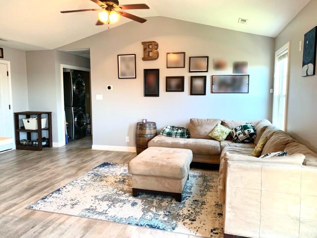 200 Buckshot Dr