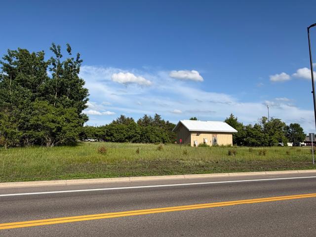 200 Golf Course Road N