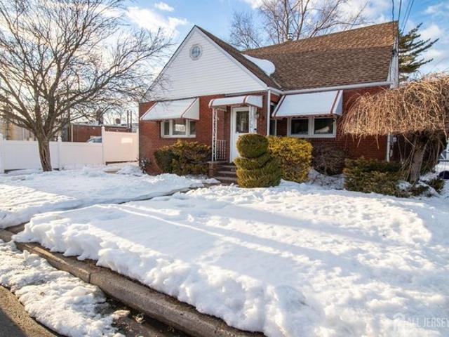 200 Gabriel Ter, Sayreville, NJ 08879