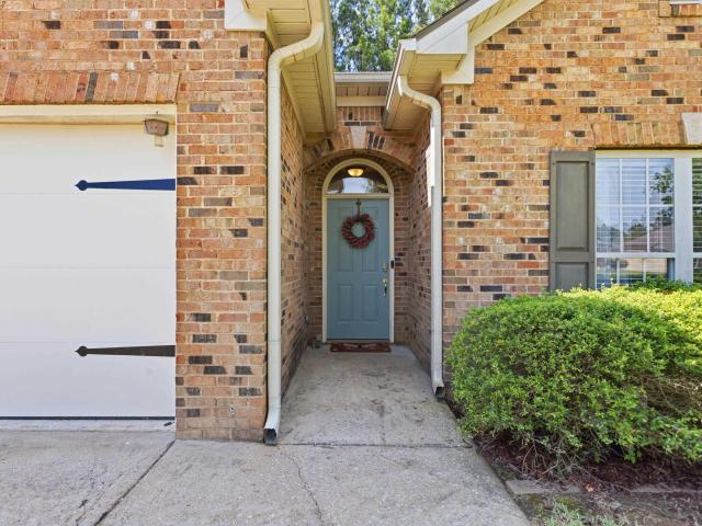 200 Gardenside Drive
