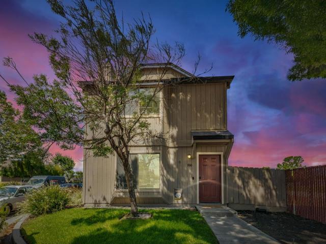 200 Gibson Dr, Unit 36, Hollister, CA 95023 | MLS #ML82036