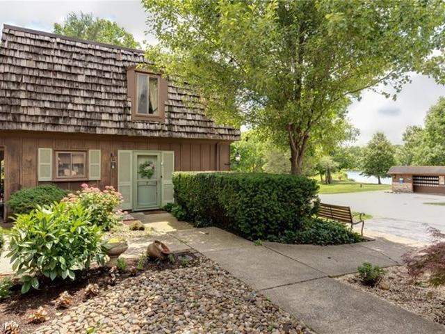 200 Granger Rd Unit 7, Medina, OH 44256