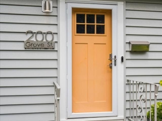 200 Grove St