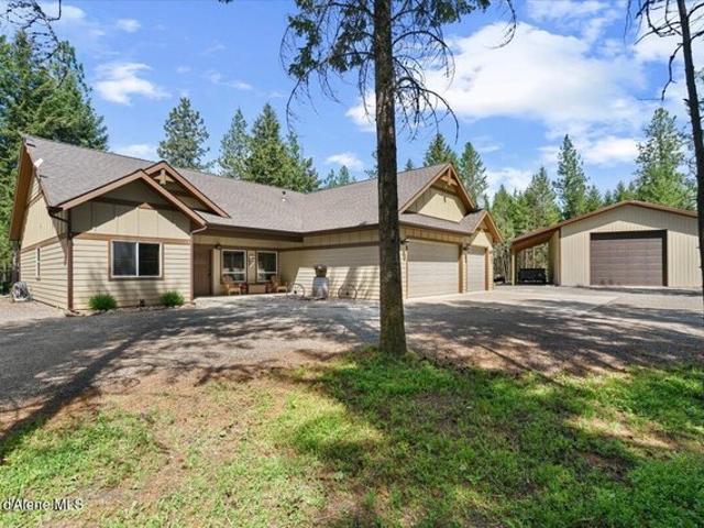 200 Dancing Lights Ln, Athol, ID 83801