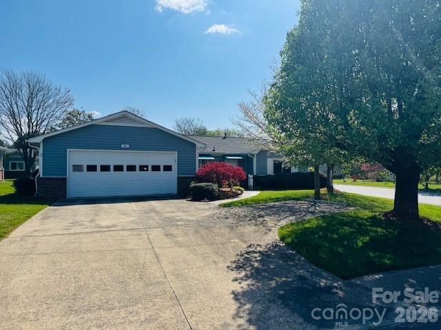 200 Dartcrest Dr, Hendersonville, NC 28792 | MLS #4363