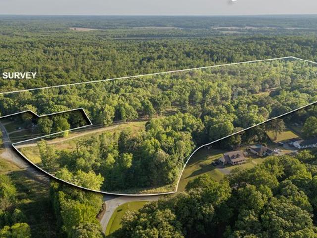 200 Deep Gap Rd, Jackson, TN 38301