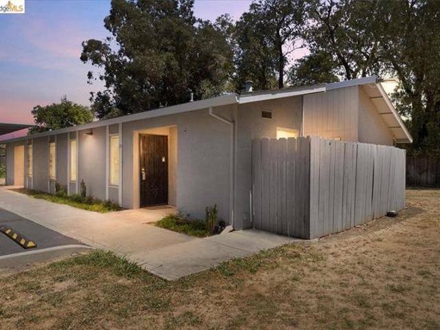 200 Del Luz Ct, Fairfield, CA 94533