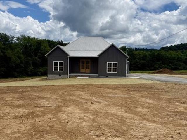 200 Dement Rd, Normandy, TN 37360