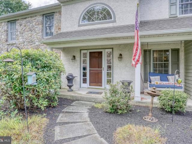 200 Derby Ln, Lincoln University, PA 19352