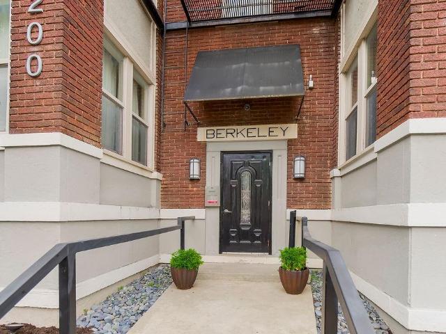 200 E 43rd St, Unit 306, Kansas City, MO 64111 | MLS #2616 | Compass
