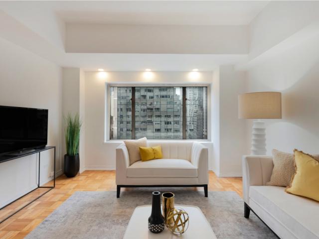 200 E 57TH Street 17A