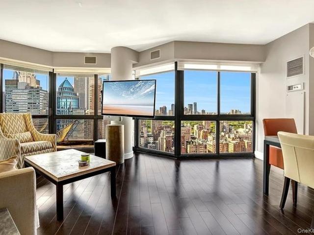 200 E 61st St Apt 35B, New York, NY 10065