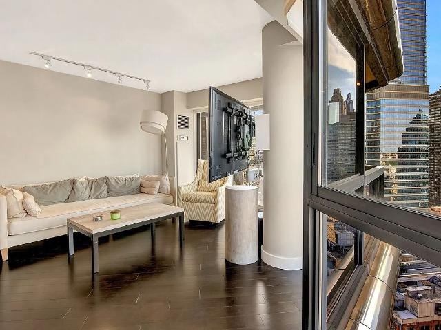 200 E 61ST Street 35B