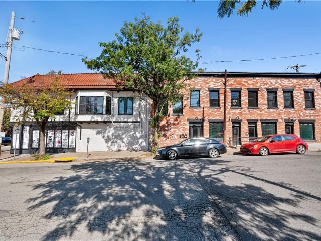 200 E 8th Ave