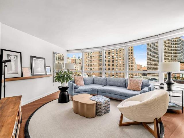 200 E 94th Street 715