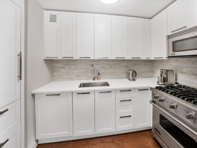 200 E 94th Street 2315