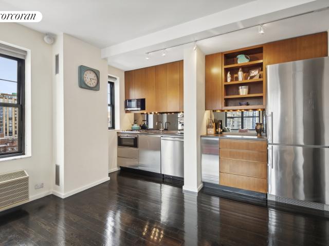 200 E 16TH Street 14H