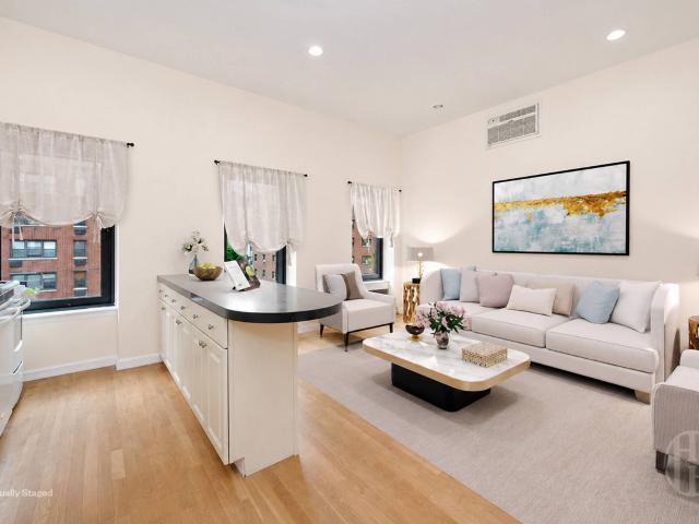200 E 35th Street 5