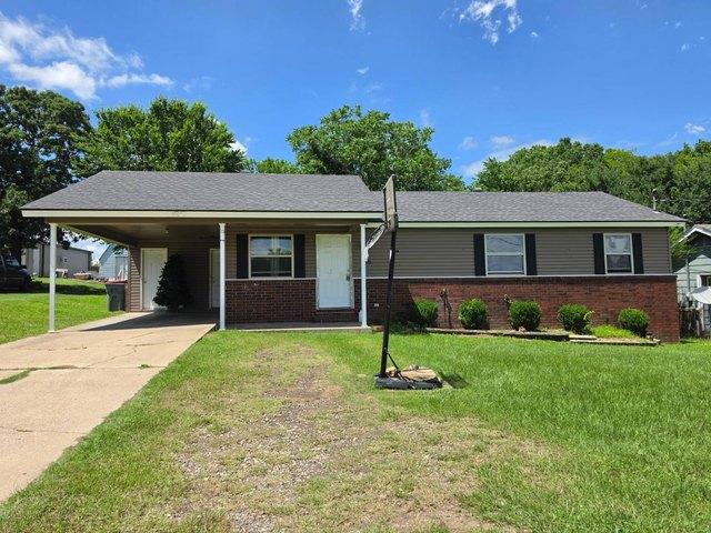 200 E Joplin St, Greenwood, AR 72936