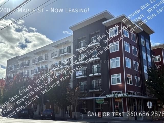 200 E Maple St, Studio, 1 full bath
