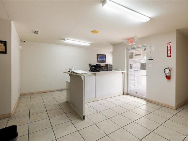 200 E Sam Houston Boulevard