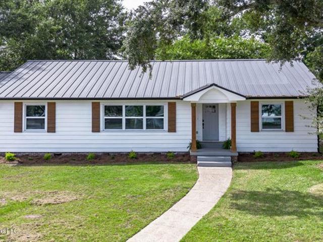 200 E 2nd St, Long Beach, MS 39560