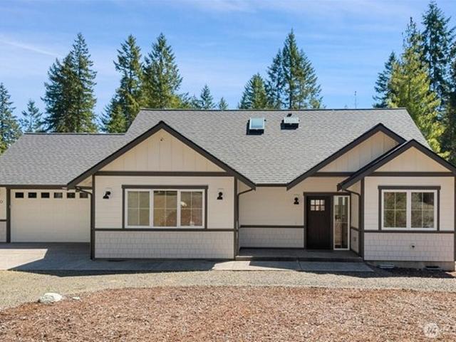 200 E Susan Ln, Union, WA 98592