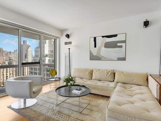 200 East 69th Street, New York, NY