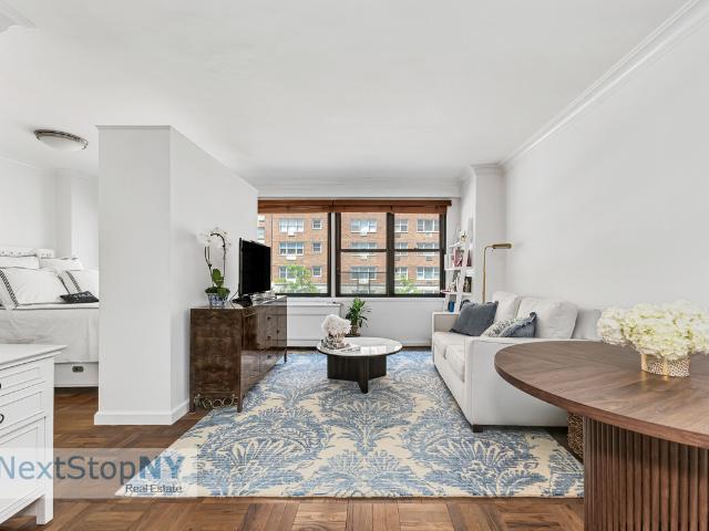 200 East 74th Street, New York, NY