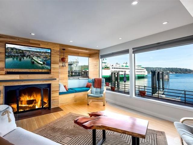 200 East St Apt D107, Friday Harbor, WA 98250