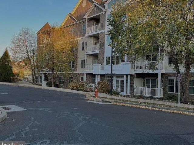 200 Ernest Way Apt 236, Philadelphia, PA 19111