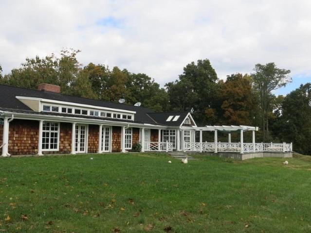 200 fogg mountain ln