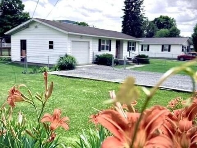 200 Forren Ln, White Sulphur Springs, WV 24986