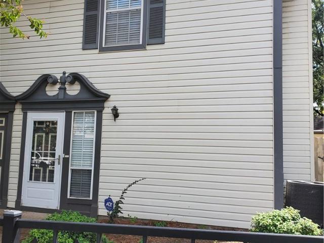 200 Ferdinand CIR