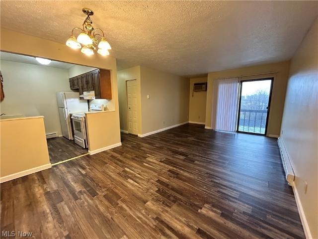 200 Fernwood Road 34