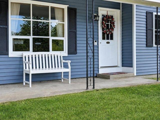 200 Finney Dr, Lyndon, VT 05851