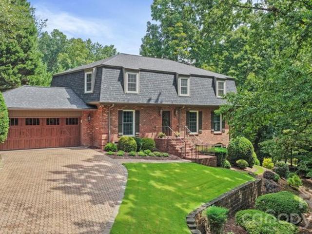 200 Keyhole Ct, Cramerton, NC 28032
